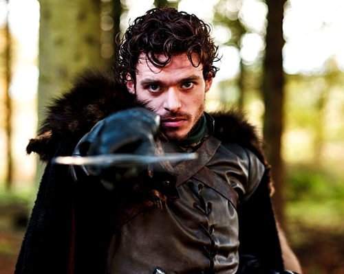Robb Stark To Romance Disney's Live-Action CINDERELLA!
