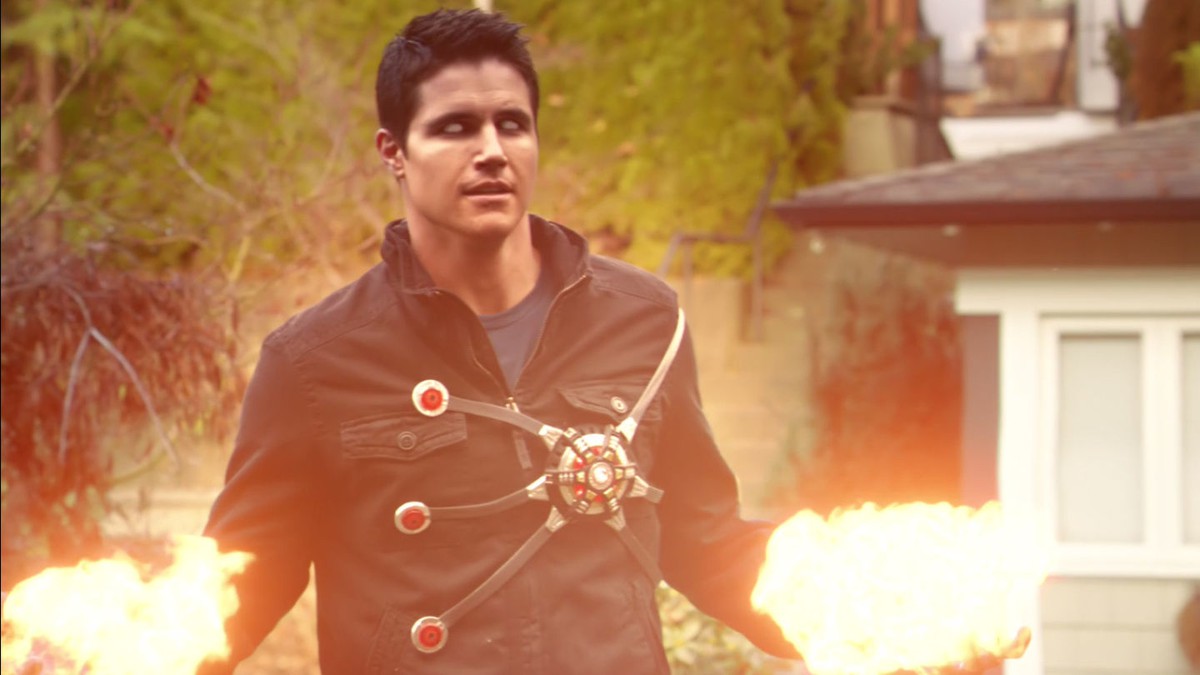 CW’s FIRESTORM To Gain Matter-Manipulation Powers Next Season??