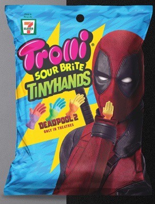 Big Eyes Devours Tiny Hands? Candy Infinity Gauntlet!