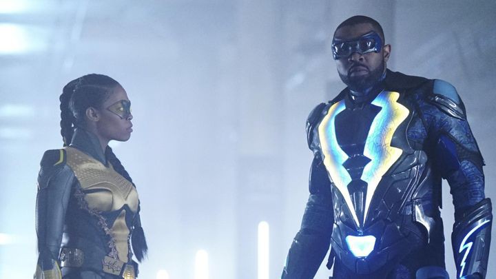 The Returns of BLACK LIGHTNING And THE FLASH!! Tuesday TV!!